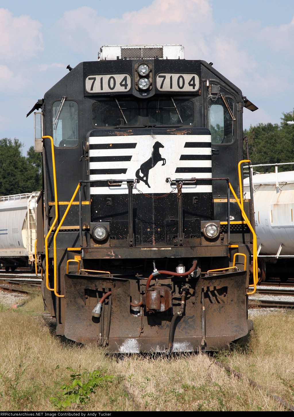NS 7104